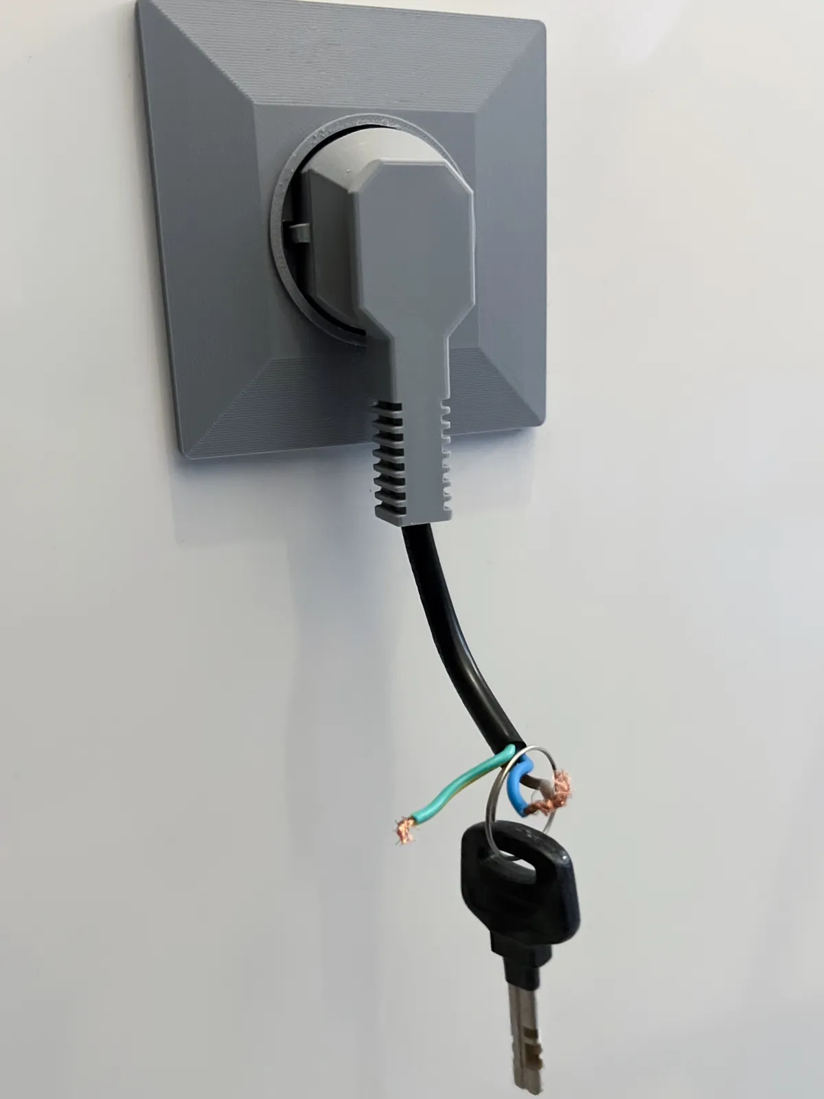 Fake EU styled power plug - schreinerman | Nexprint: Free 3D Model ...