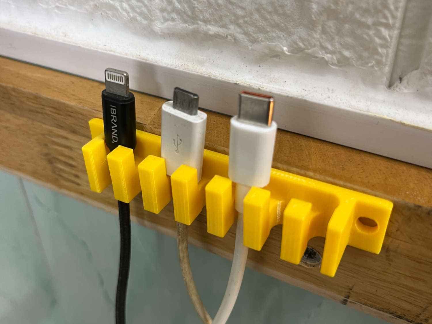 cable holder v7 - QR-Code Stand | Nexprint: Free 3D Model Downloads