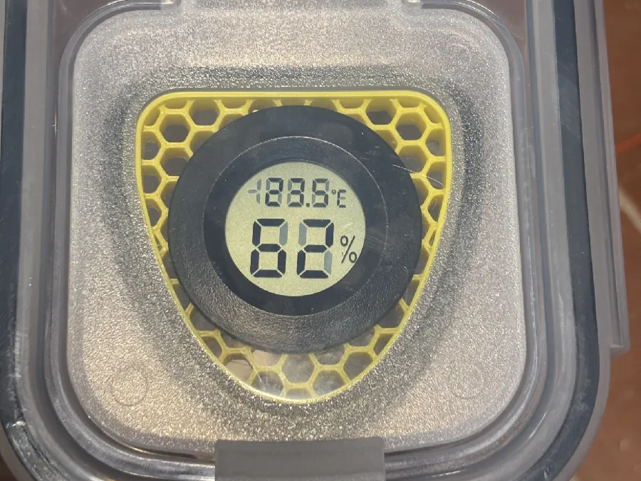 Hygrometer Holder for Filament Box - TLabCustom | Nexprint: Free 3D ...