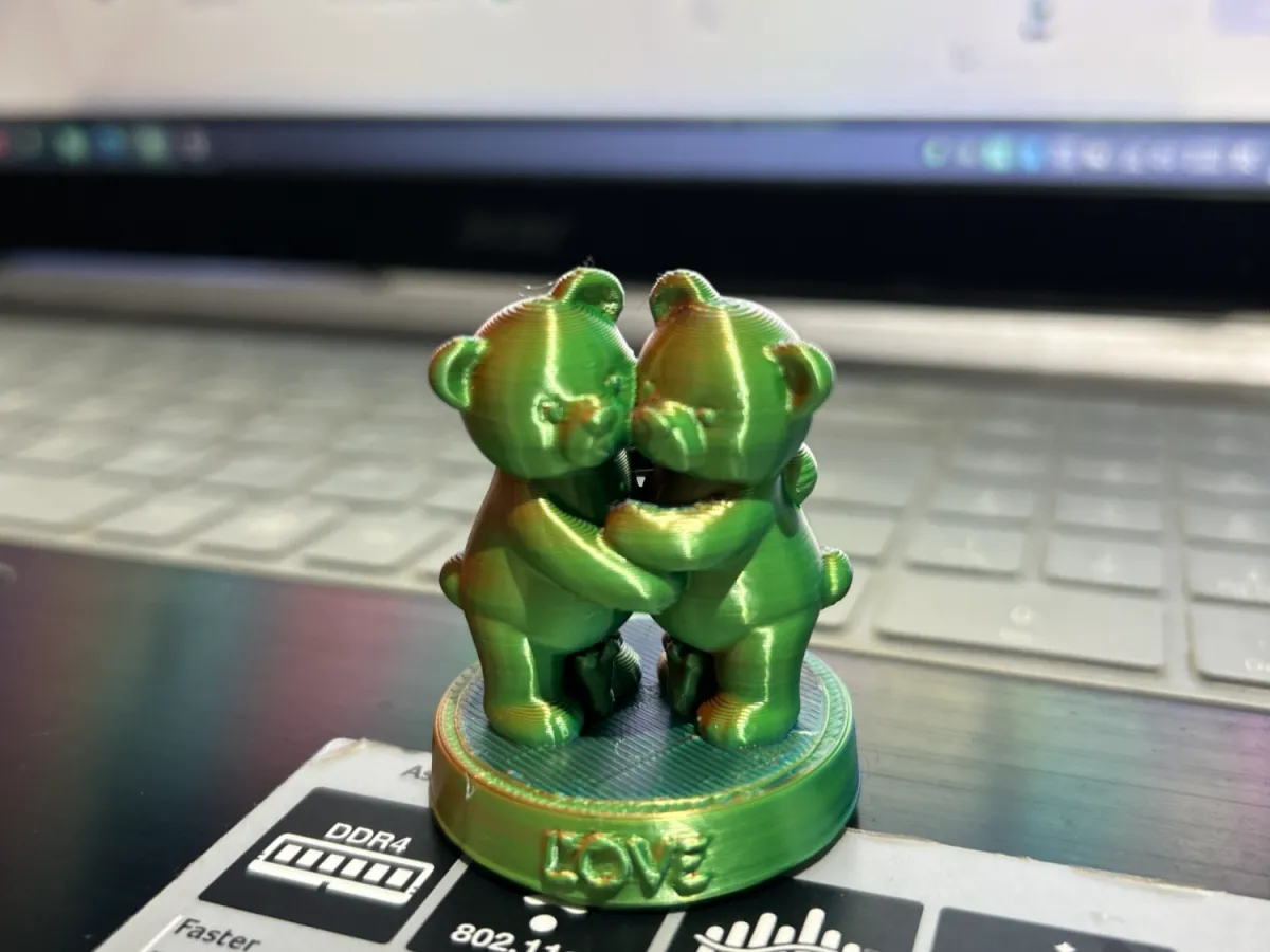 Heart hug bear-Valentine's Day limited ornaments - 幸运&草 | Nexprint ...